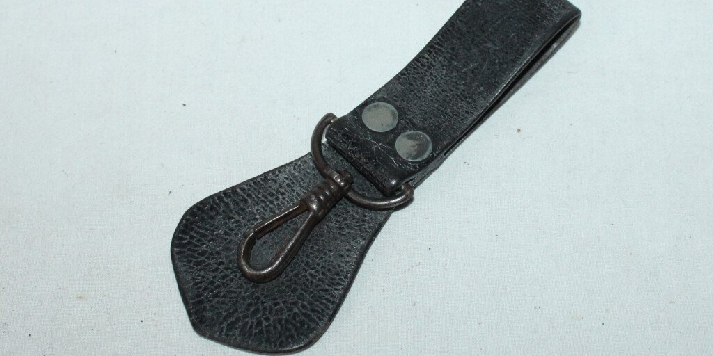 Attache cuir pour baton gendarmerie/police | Chris Militaria