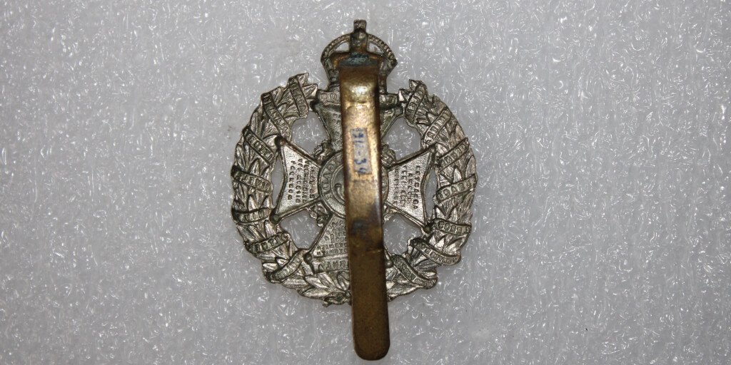 Cap badge Rifle brigade ww1 | Chris Militaria