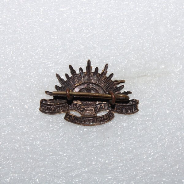 Collar badge Australian | Chris Militaria