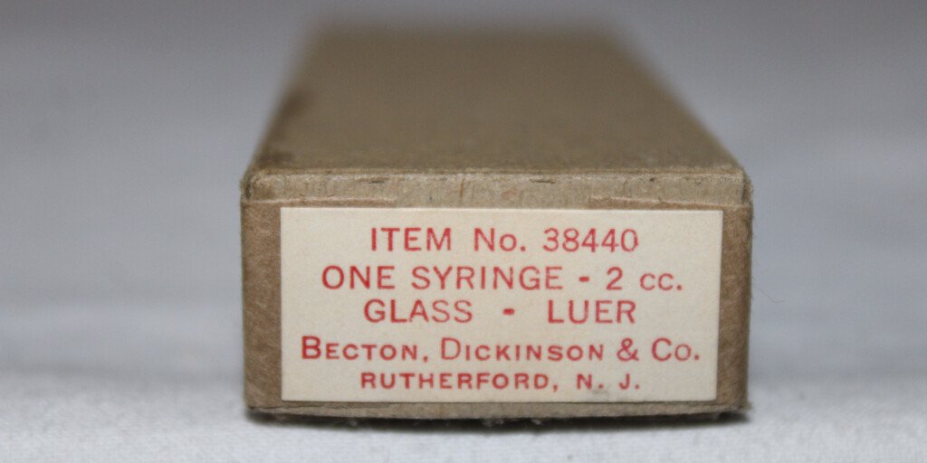 Seringue 2 CC Becton | Chris Militaria