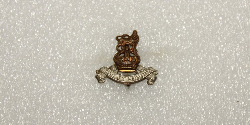 Collar badge RAPC | Chris Militaria