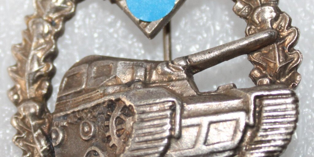 Badge panzer 100 | Chris Militaria