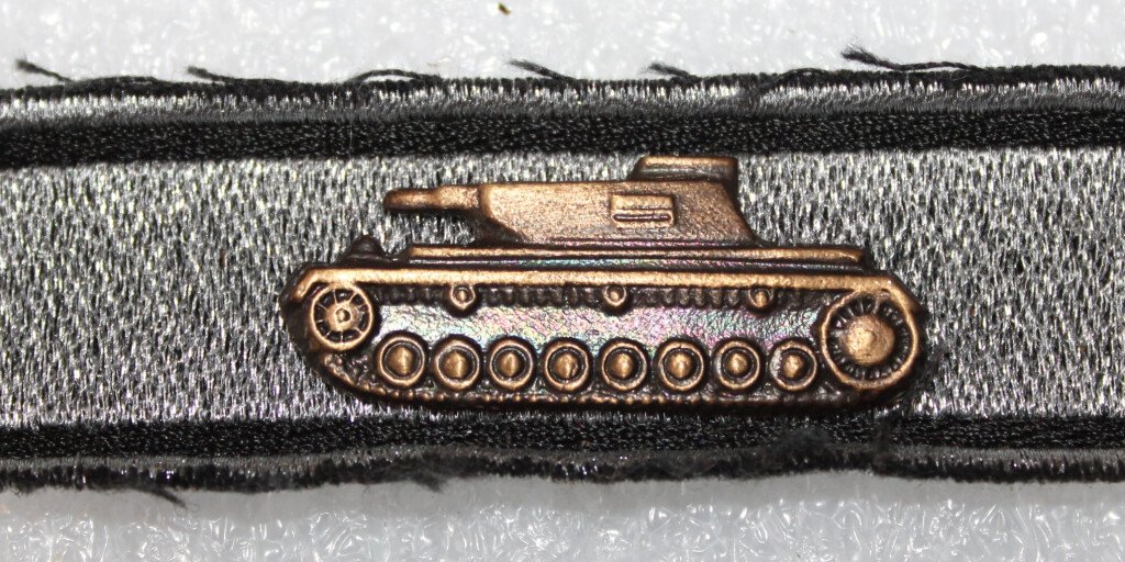 insigne de destruction de char argent | Chris Militaria