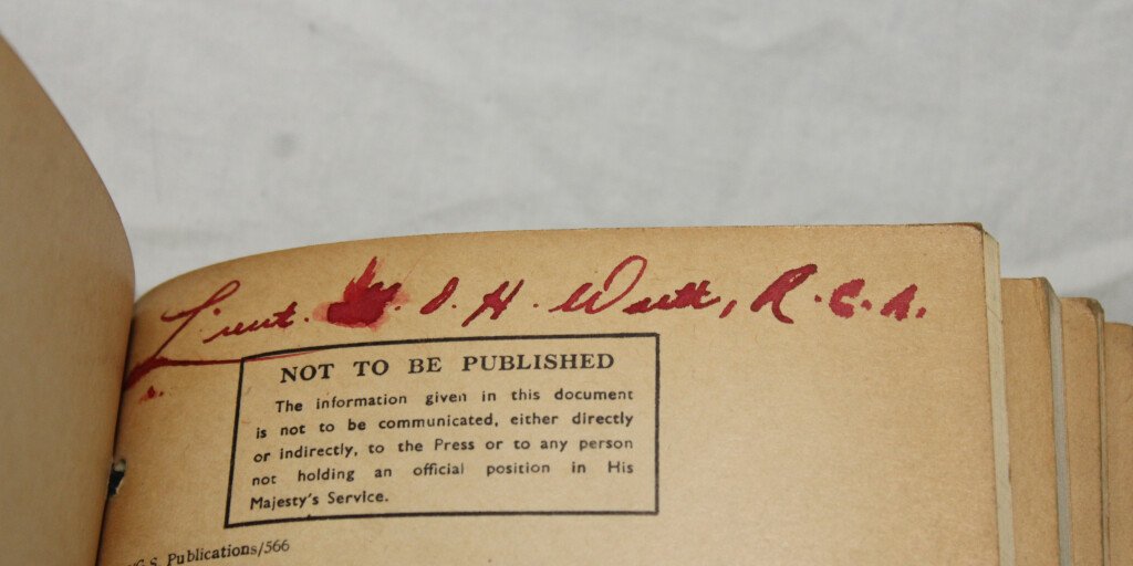 14 Manuels d'exercice Nominatif 55th RCA | Chris Militaria