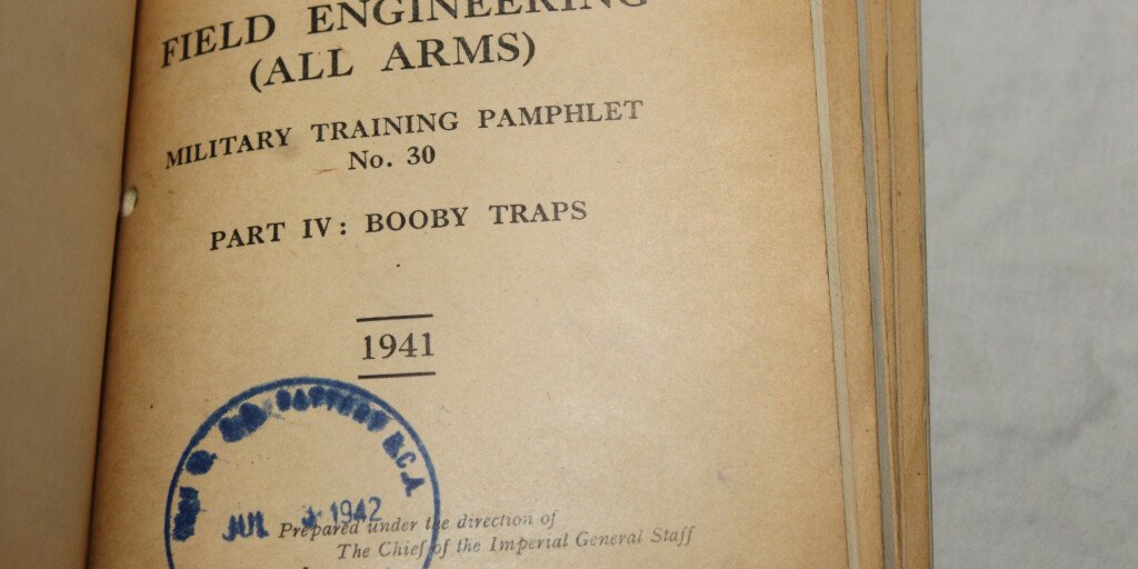 14 Manuels d'exercice Nominatif 55th RCA | Chris Militaria