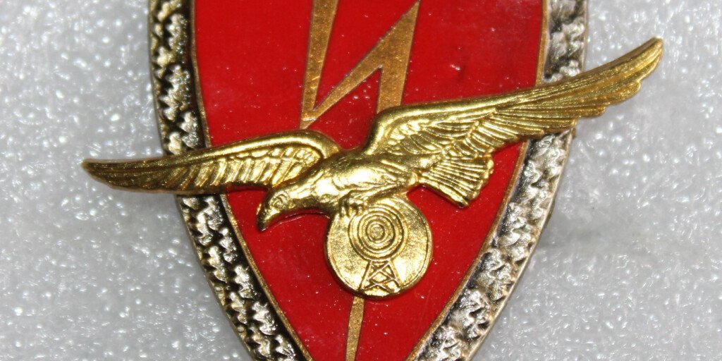 Escadron transmissions 802 | Chris Militaria