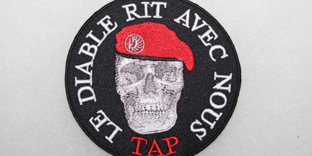 patch le diable rit avec nous rond | Chris Militaria