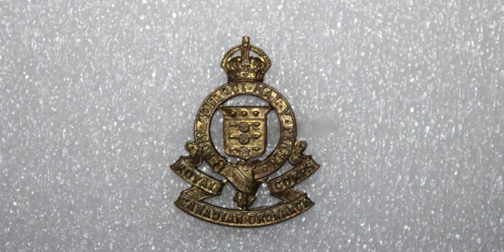 Cap badge RCOC | Chris Militaria