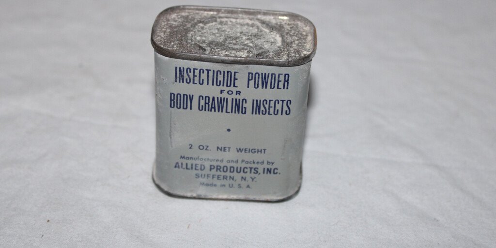 Insecticide Powder | Chris Militaria
