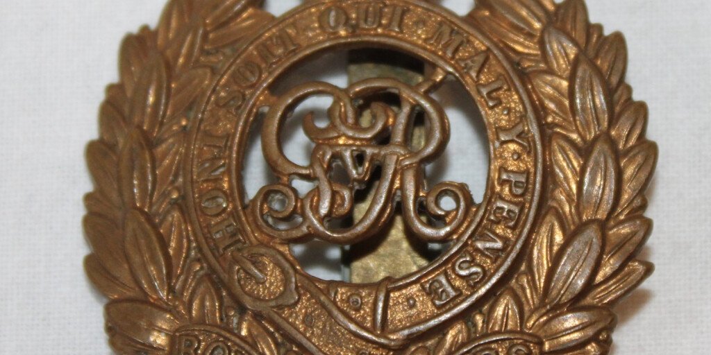 cap badge Royal Engineers | Chris Militaria