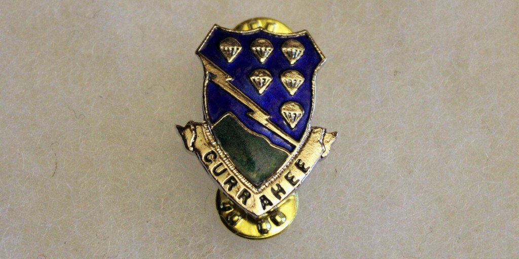 Crest Currahee | Chris Militaria