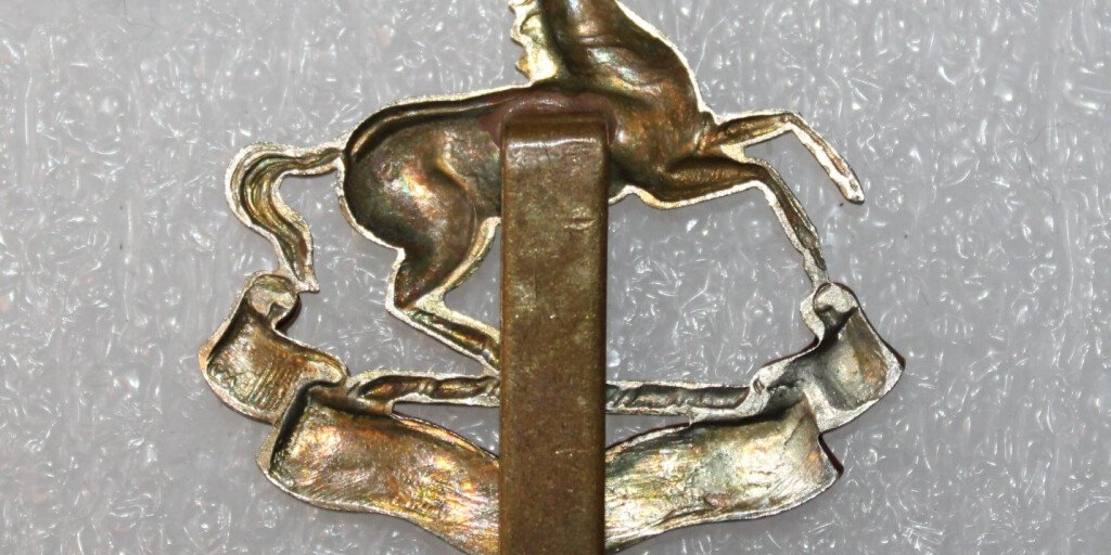 Cap badge king's régiment | Chris Militaria